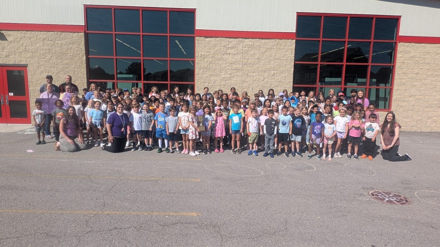 CT House Color winner is ... - Central Unit School District 301